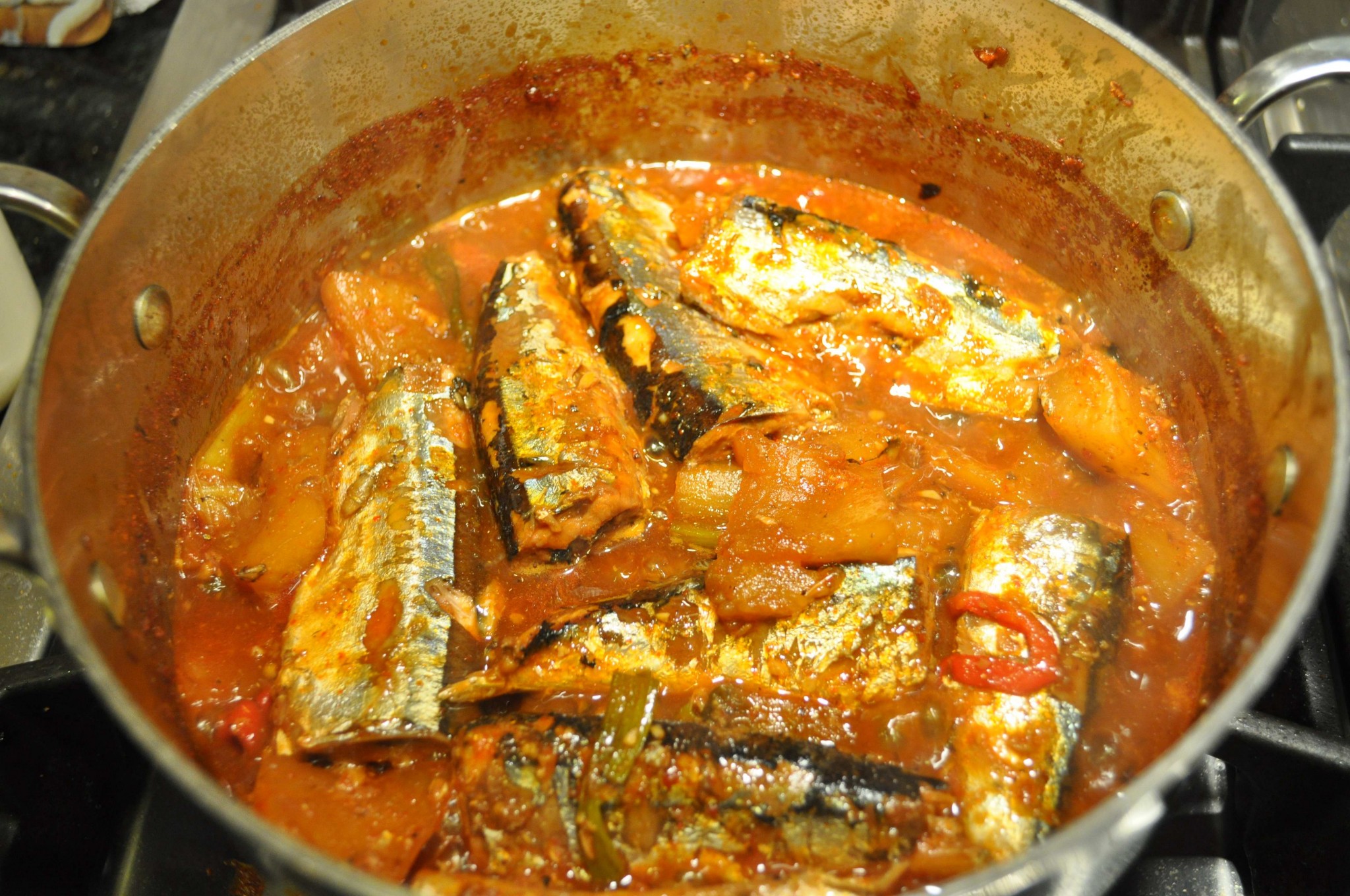 Korean Braised Saury and Rice Lettuce Wraps (Kkongchi Jorim Ssam-bap 꽁치 ...