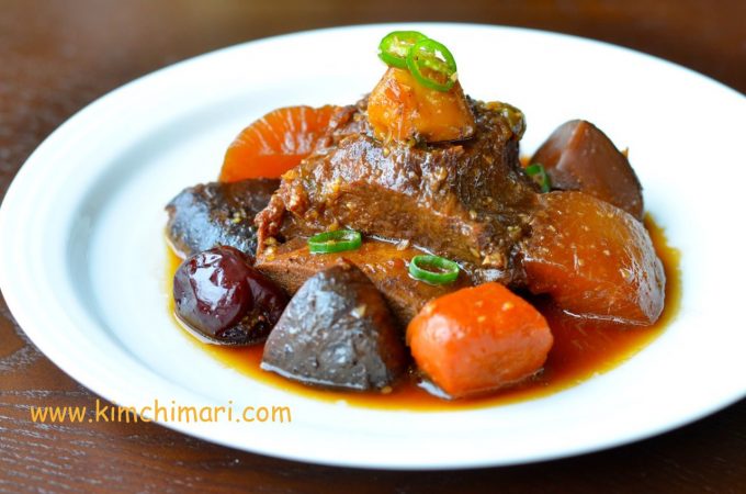 Galbi Jjim (Best Korean Braised Short Ribs) - Kimchimari