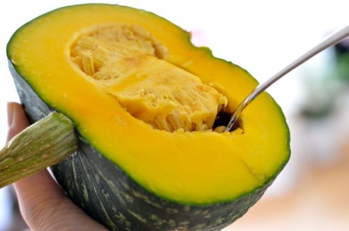 Sweet Kabocha Squash Salad Recipe (Danhobak Salad) - Kimchimari