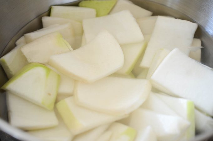 How To Make Easy Radish Kimchi - Traditional Recipe - Kimchimari