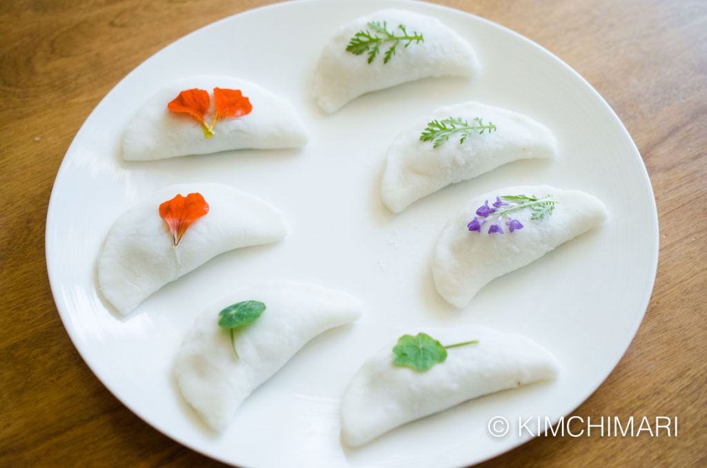 Pan-fried Rice Cake Dumplings with Sweet Red Beans (Bukkumi) - Kimchimari
