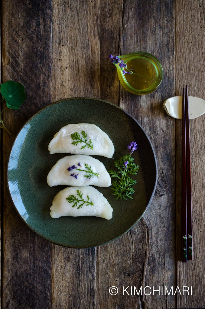 Pan-fried Rice Cake Dumplings with Sweet Red Beans (Bukkumi) - Kimchimari
