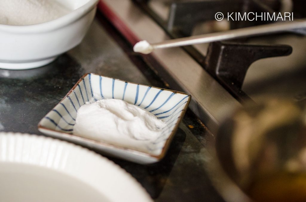 Dalgona - Korean Sponge Candy Recipe - Kimchimari