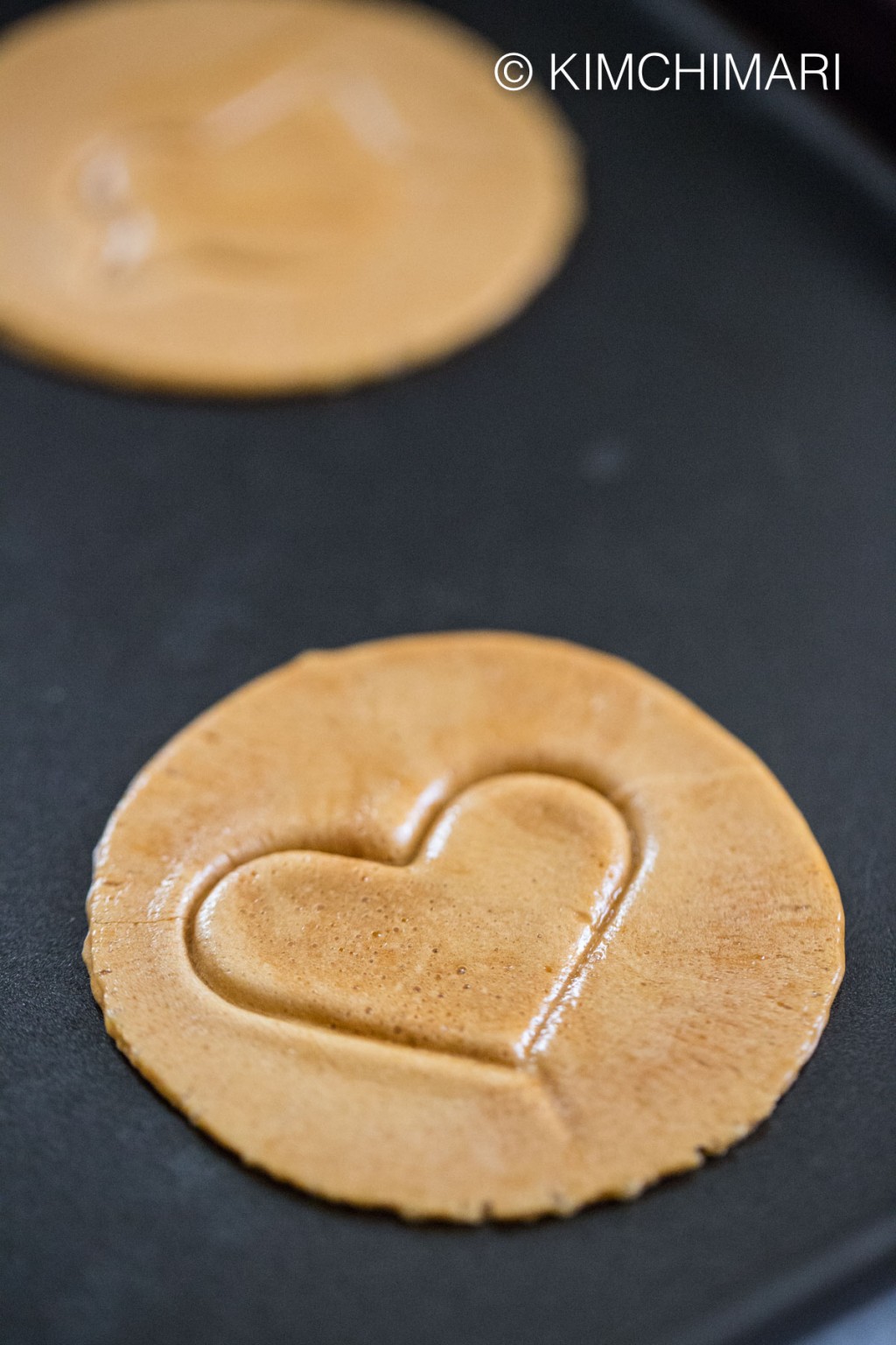 Dalgona - Korean Sponge Candy Recipe - Kimchimari