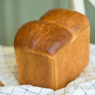 Milk Bread (Soft and Fluffy Asian Style Recipe) | Kimchimari