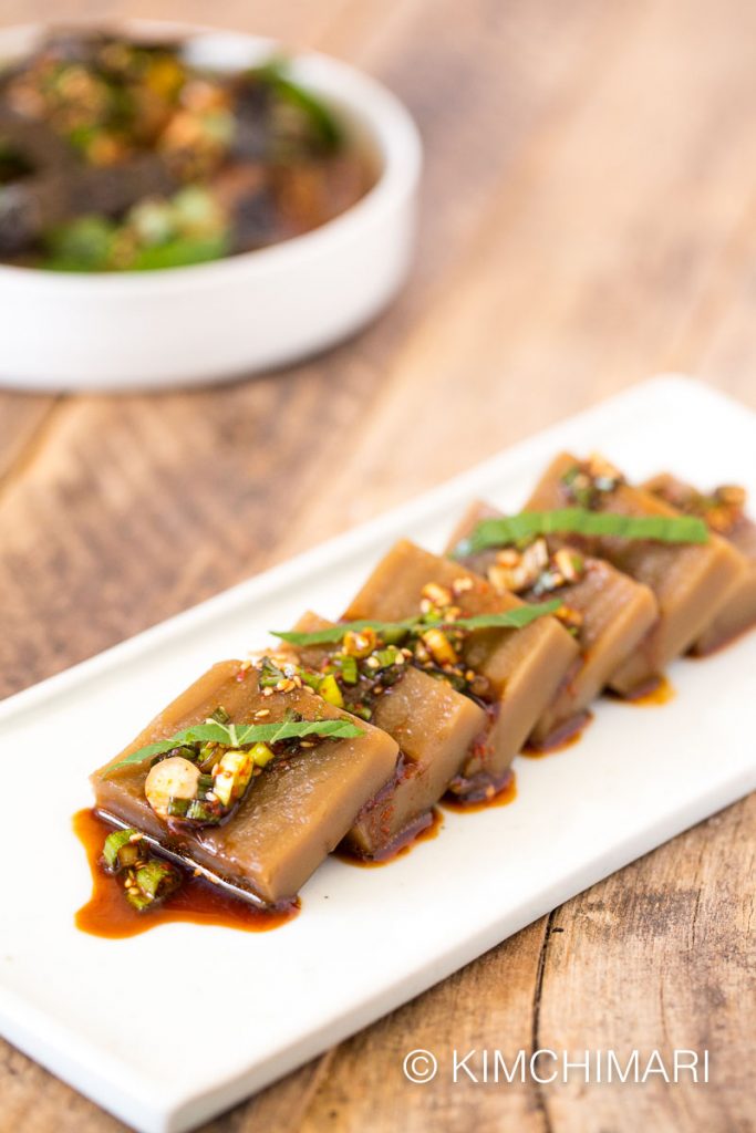 How to make Acorn Jelly (Dotorimuk 도토리묵) - Kimchimari