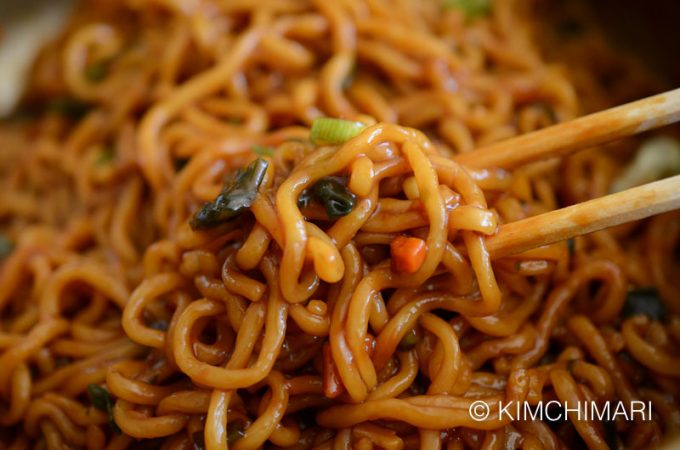 How to make Ram-Don (Jjapaguri) - from movie Parasite! - Kimchimari