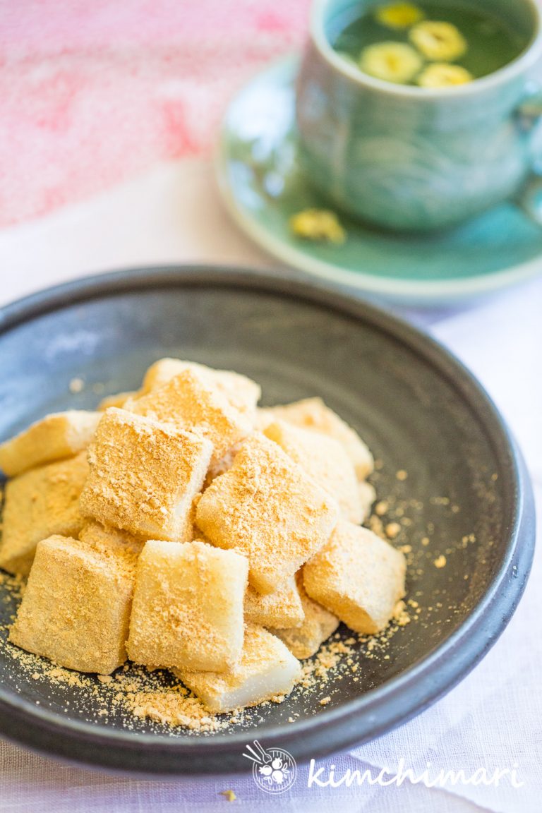 Injeolmi (Korean Sweet Rice Cake) in 10 minutes - Kimchimari
