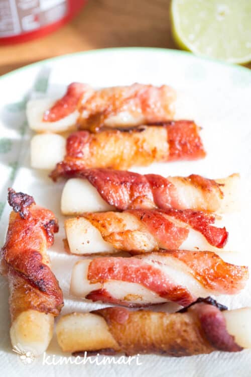 Easy Bacon Tteok (Rice Cakes) Gui for the Holidays! - Kimchimari