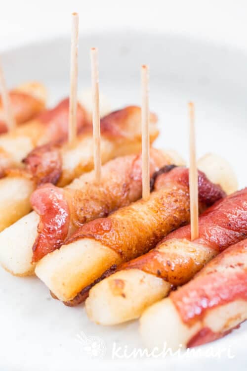 Easy Bacon Tteok (Rice Cakes) Gui for the Holidays! - Kimchimari