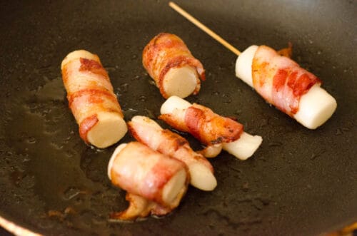 Easy Bacon Tteok (Rice Cakes) Gui for the Holidays! - Kimchimari