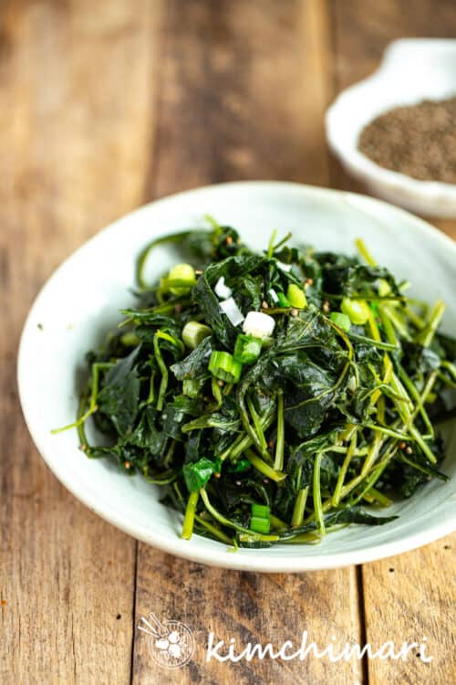 Chwinamul (Sauteed Aster Scaber) - Kimchimari