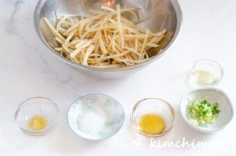 Doraji Namul (Sauteed Bellflower Roots) - Kimchimari