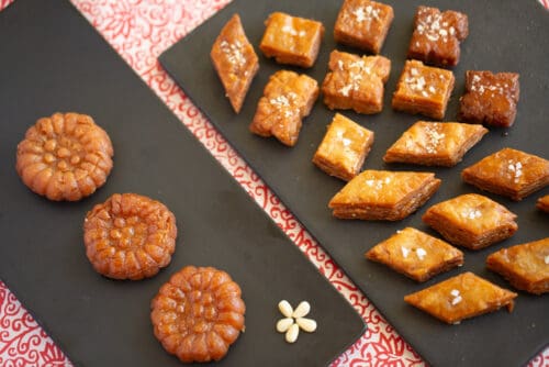 Chapssal Yakgwa (Flower Honey Pastry) - Kimchimari