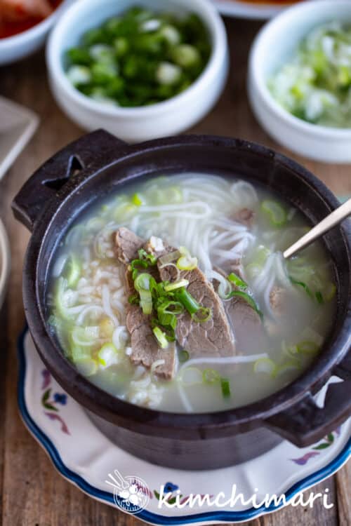 Seolleongtang (Korean Beef Bone Soup) - Kimchimari